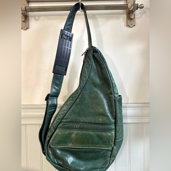 Ameribag Healthyback | Bags | Ameribag Healthy Back Green Leather Sling Compartment Crossbody ...